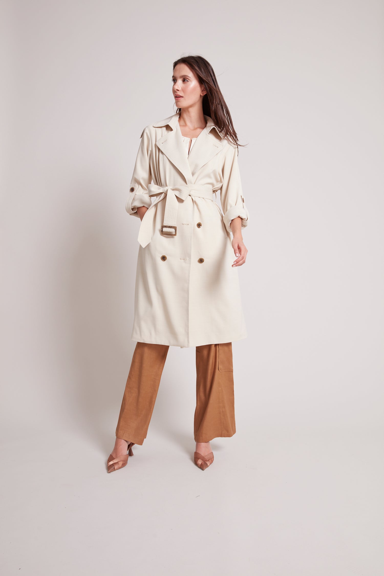 Troy cloth trench coat w/ inverted back pleat